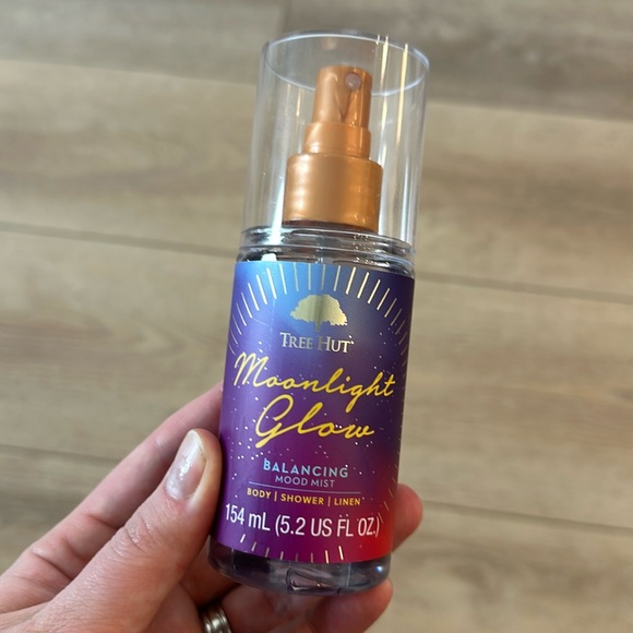 tree hut | Skincare | Tree Hut Moonlight Glow Wellness Body Mist 52 Fl Oz | Poshmark